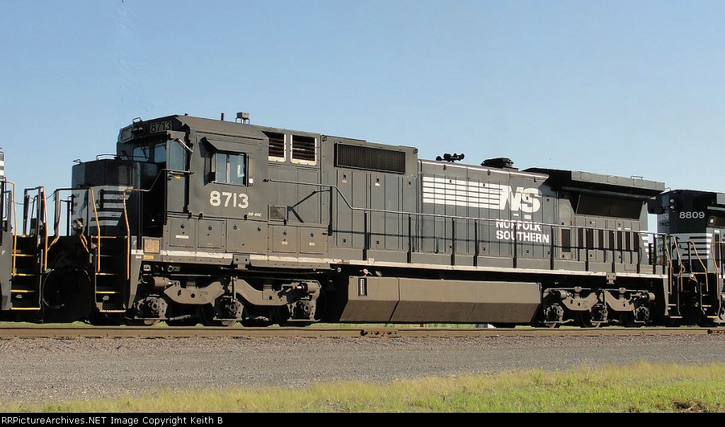 NS 8713